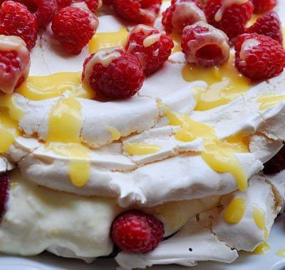 Lemon Raspberry Pavlova Recipe | Cook Flavoring